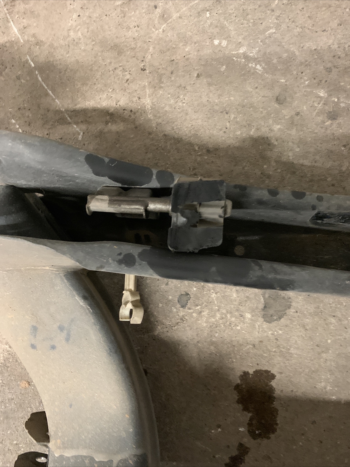 2010-2016 MERCEDES E350 W212 4MATIC 3.5L REAR SUBFRAME CROSSMEMBER ...