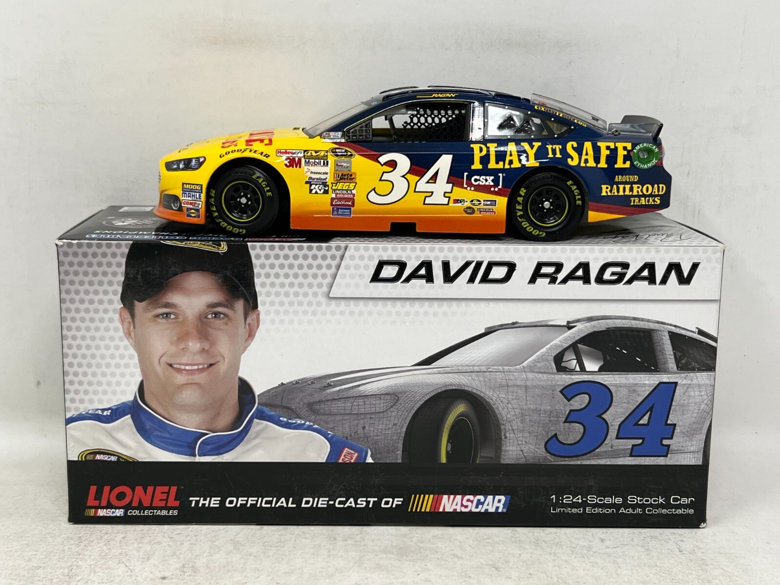 Lionel Racing Nascar #34 David Ragan CSX 2013 Ford Fusion 1:24 Diecast ...