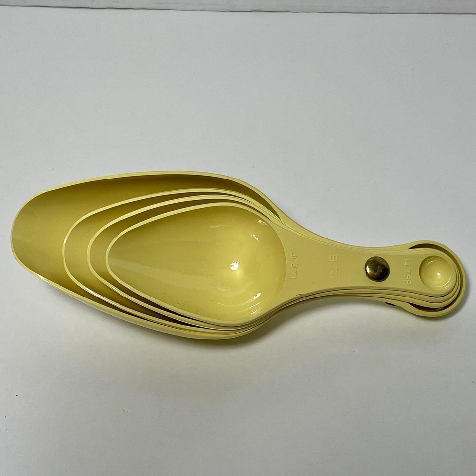 Vtg EKCO Measuring Cups Scoops with Spoons Combo Yellow Complete Set | eBay