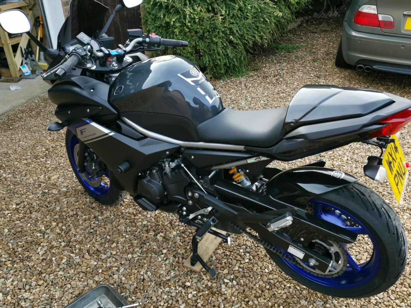 YAMAHA XJ6 DIVERSION F 2010 2017 CRASH MUSHROOMS BOBBINS BUNGS SLIDERS ...