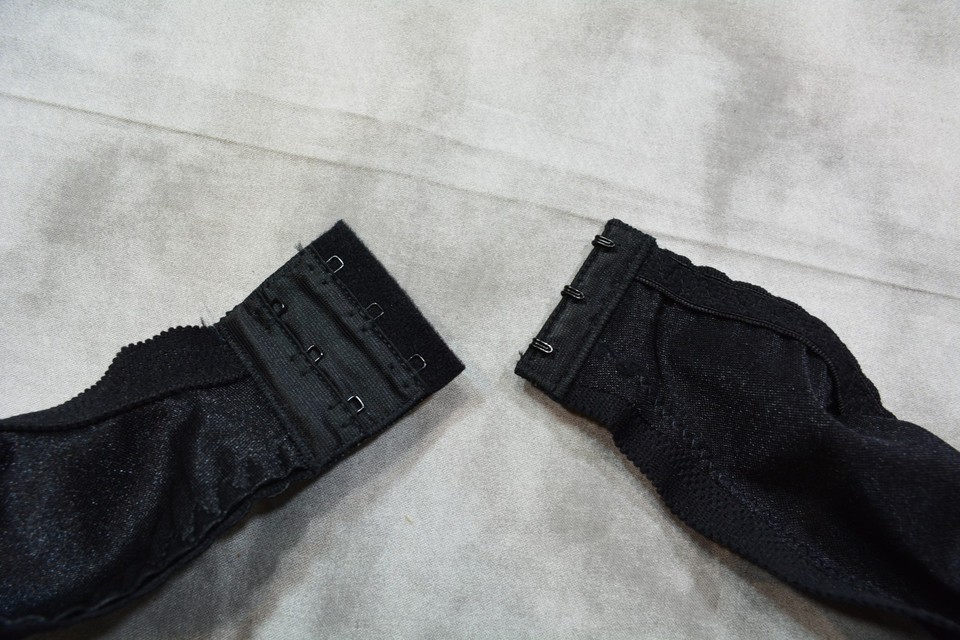 2pc Lot Instant Shaping By Plusform Wireless Black Half Lace Bra ...