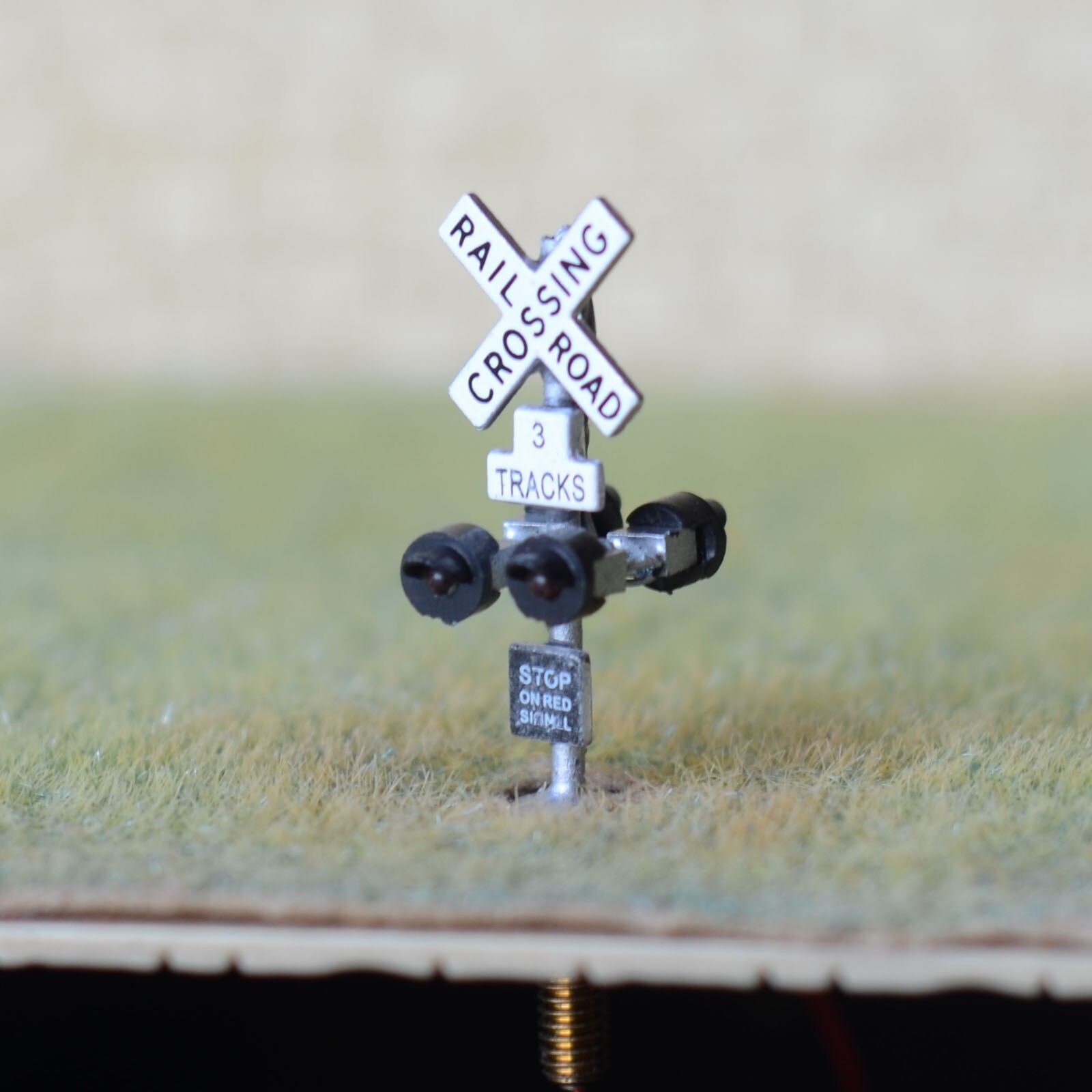 2 x N scale model grade crossing signal light LED made + 1 flasher ...