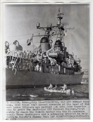 1959 Destroyer DD-931 USS Forrest Sherman Visits Duluth Seaway Day ...