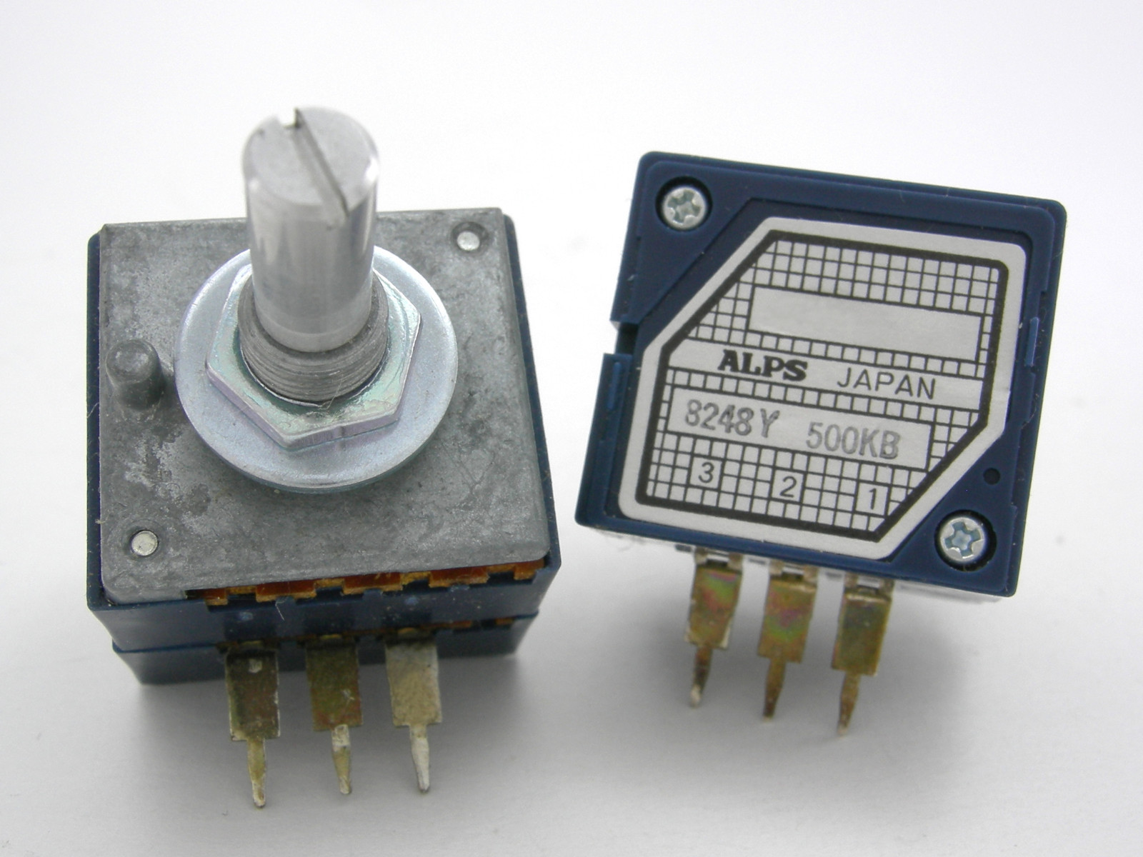 Lot of 2 Alps Blue 500KB stepped linear pot for tone or balance control ...