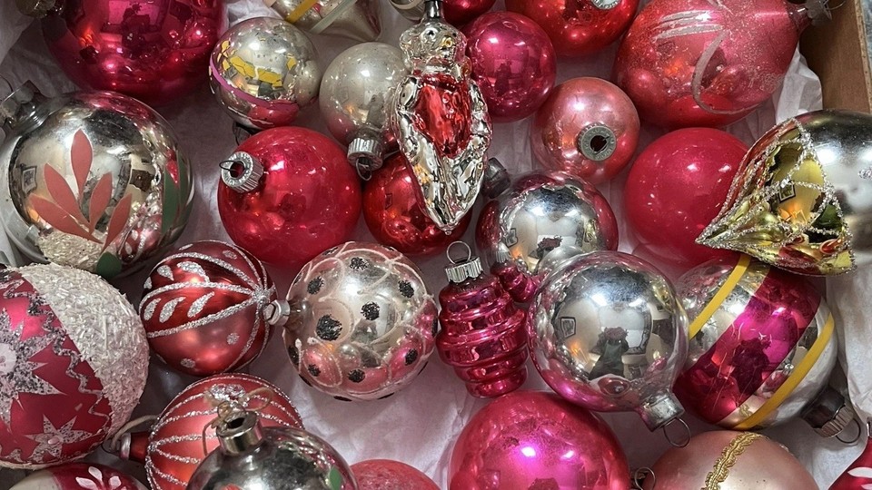 Vtg Pink Glass Xmas Ornament Lot Floral Mica-Indent-Teardrop-Figural ...
