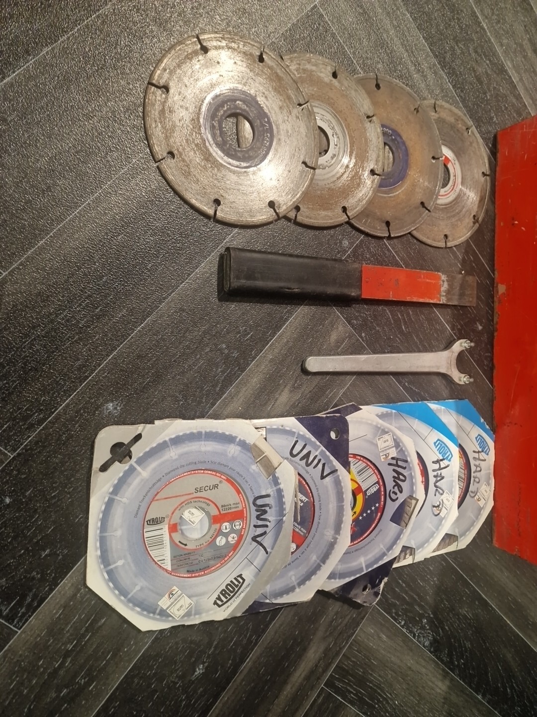 Hilti DC SE-19 Wall Chaser 110v used With 11 Blades VAT Inc | eBay UK