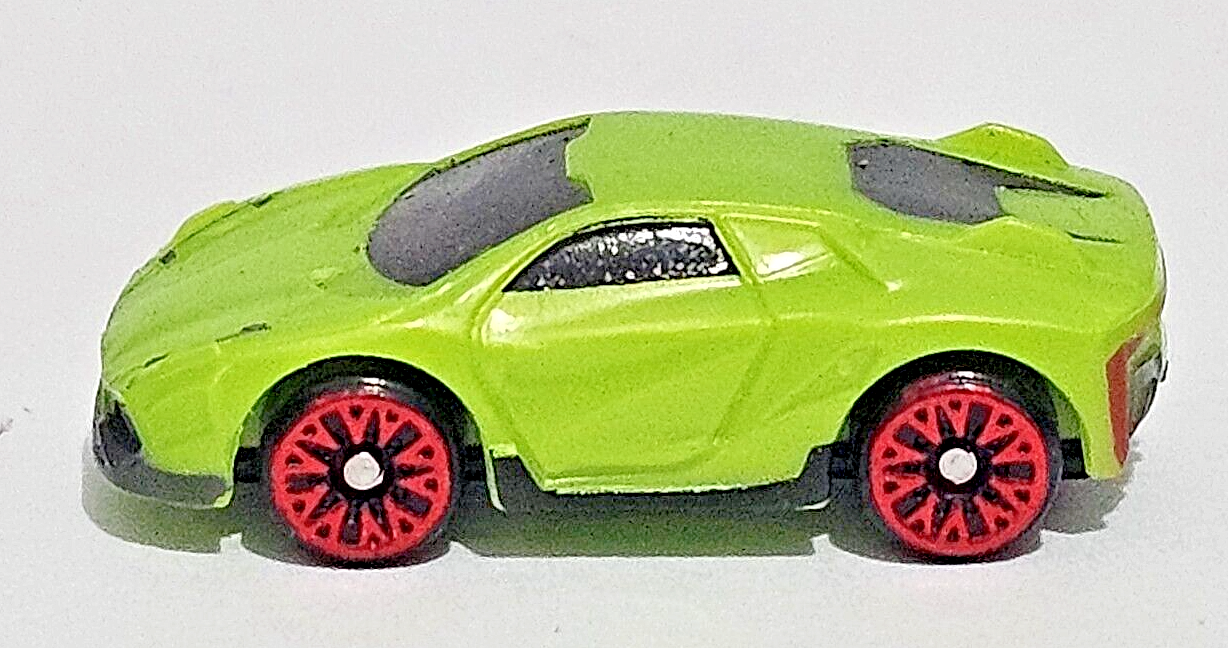 Micro Machines 2020 Starter Series 1 #023 Paso Fino (Green) | eBay