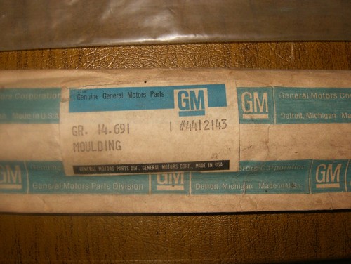 1964-1967 Chevrolet Chevelle 2 Dr NOS Finish Stainless Steel Molding ...