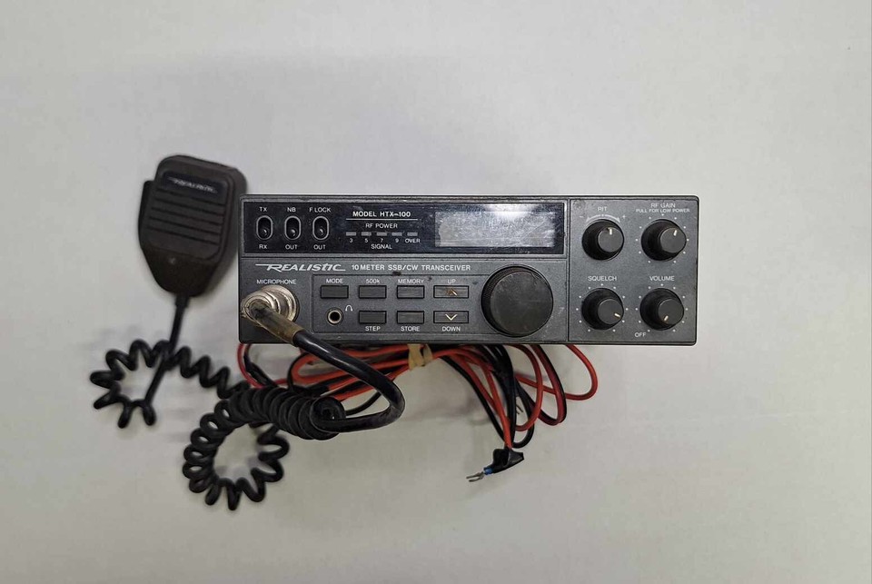 Radio Shack Realistic HTX-100 10 Meter SSB/CW Transceiver w/ Microphone ...