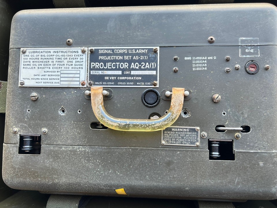 1950s US Army Signal Corps AQ-2A Projector W/ Case | eBay