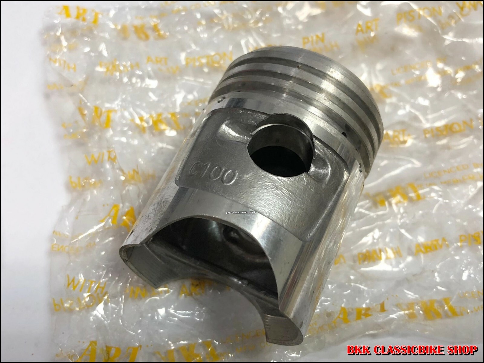 Genuine Honda 50 CZ100 C100 CA100 C102 CA102 C110 CA110 Piston NOS , 0. ...