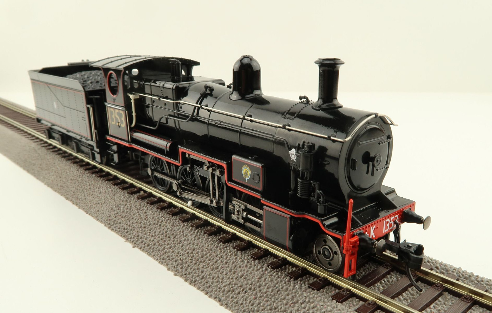 Australian Railway Models 87050 NSWGR D55 K Class 2-8-0 Consolidation Loco 1:87 | eBay