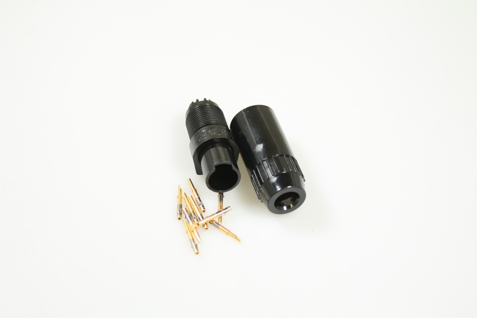 D02EPB906FSTAH Hypertronics Conn Circular 9 POS Solder Cup ST Cable ...