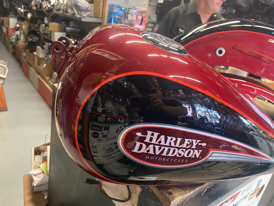 2006 Harley-Davidson Dyna Low Rider Paint Set | Red Black | Gas Tank ...