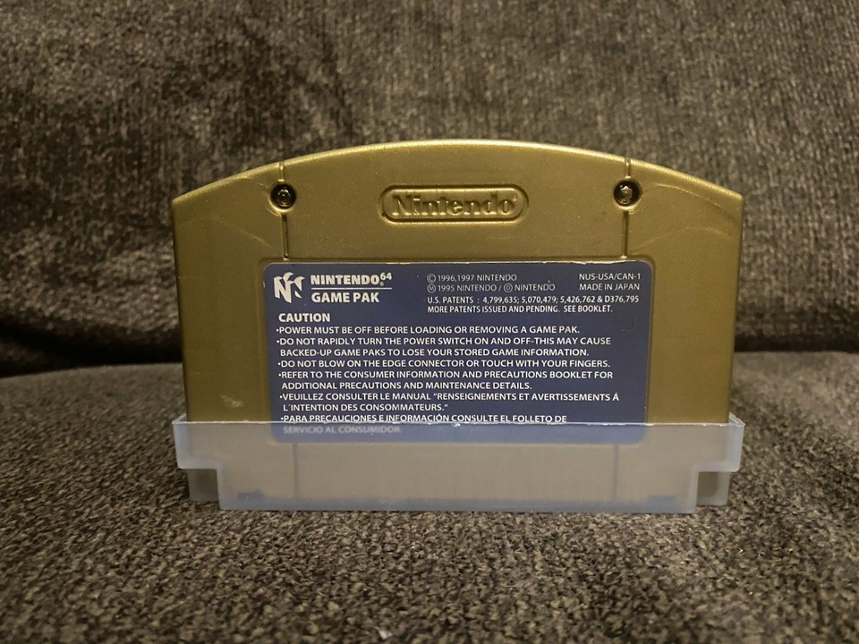 N64 The Legend Of Zelda Majora’s Mask Lenticular Gold Holographic ...