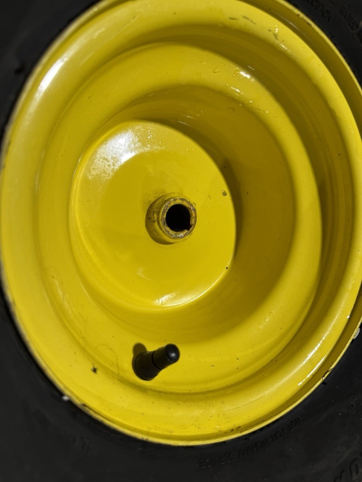 JOHN DEERE REAR WHEELS RIMS AND TIRES AM132252 20X10X8 X300 X330 X370 ...