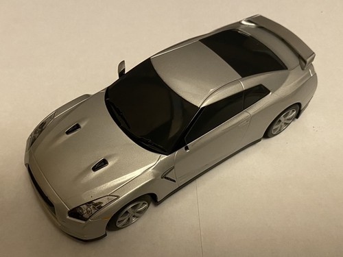 Scalextric Nissan GT-R need for speed touring drift car - 360 spins ...