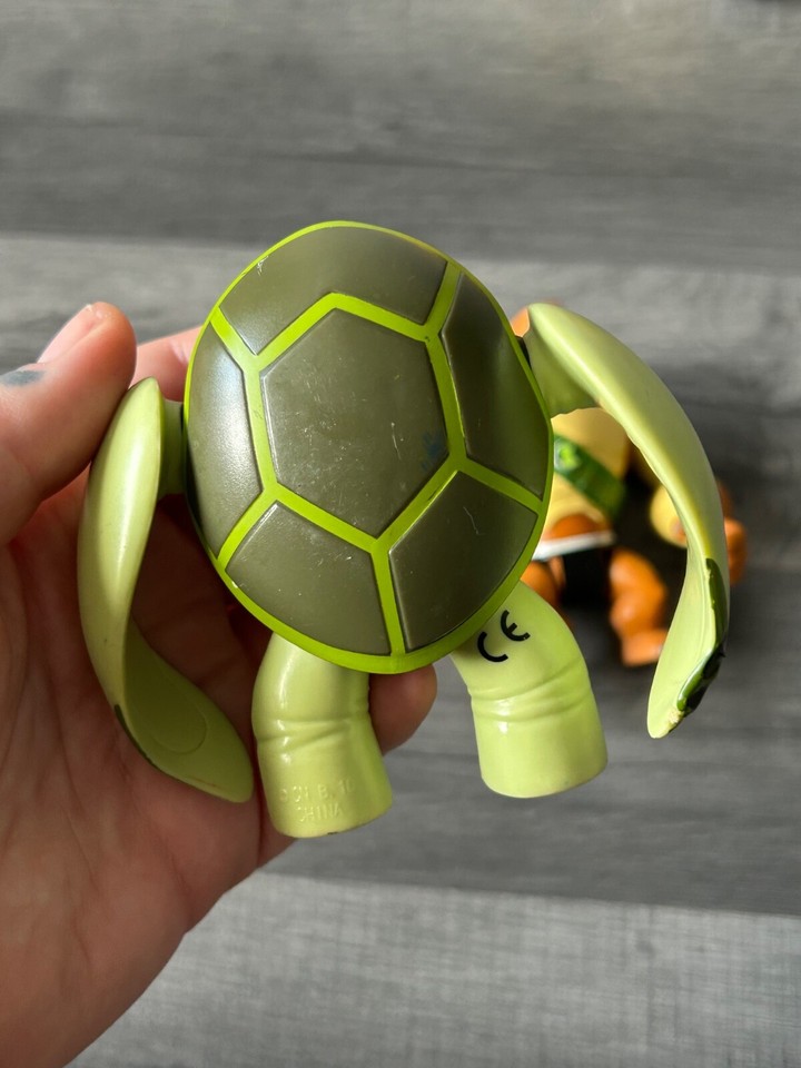 4 x Ben 10 Figures Toys Humungousaur Terraspin Feedback Armodrillo ...