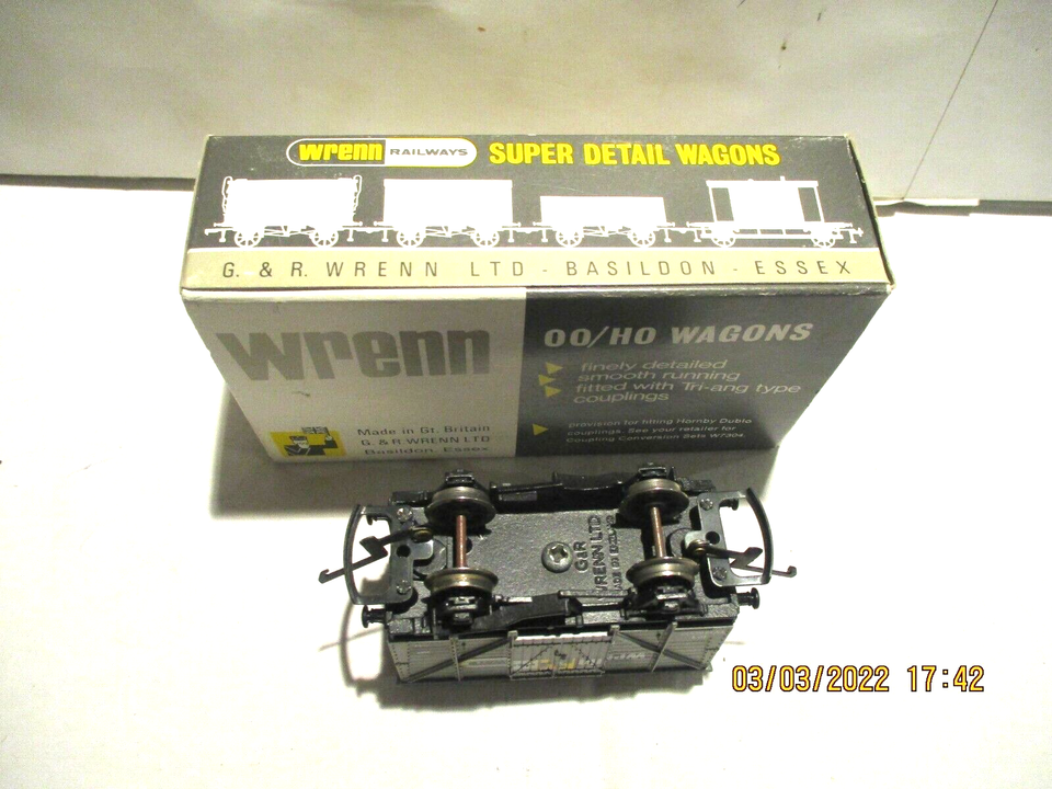 Wrenn W5100 Ventilated Van Wrenn Railways Period 4 box | eBay UK