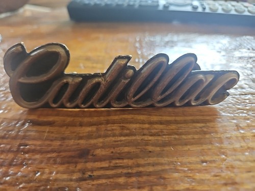 NEW NOS OEM 80-93 Cadillac Models GOLD Grille Script Nameplate Ornament ...