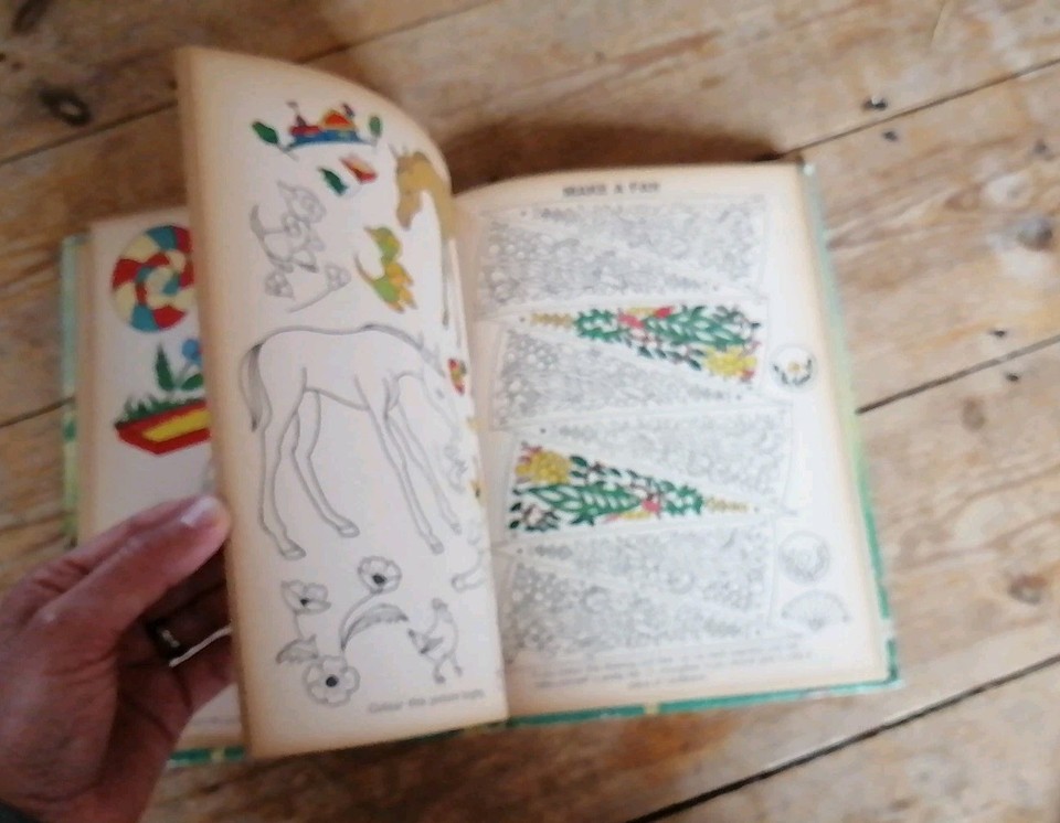 RARE VINTAGE RETRO 1960s KITSCH PIXIELAND BOOK OF FUN HARD BACK ANNUAL ...