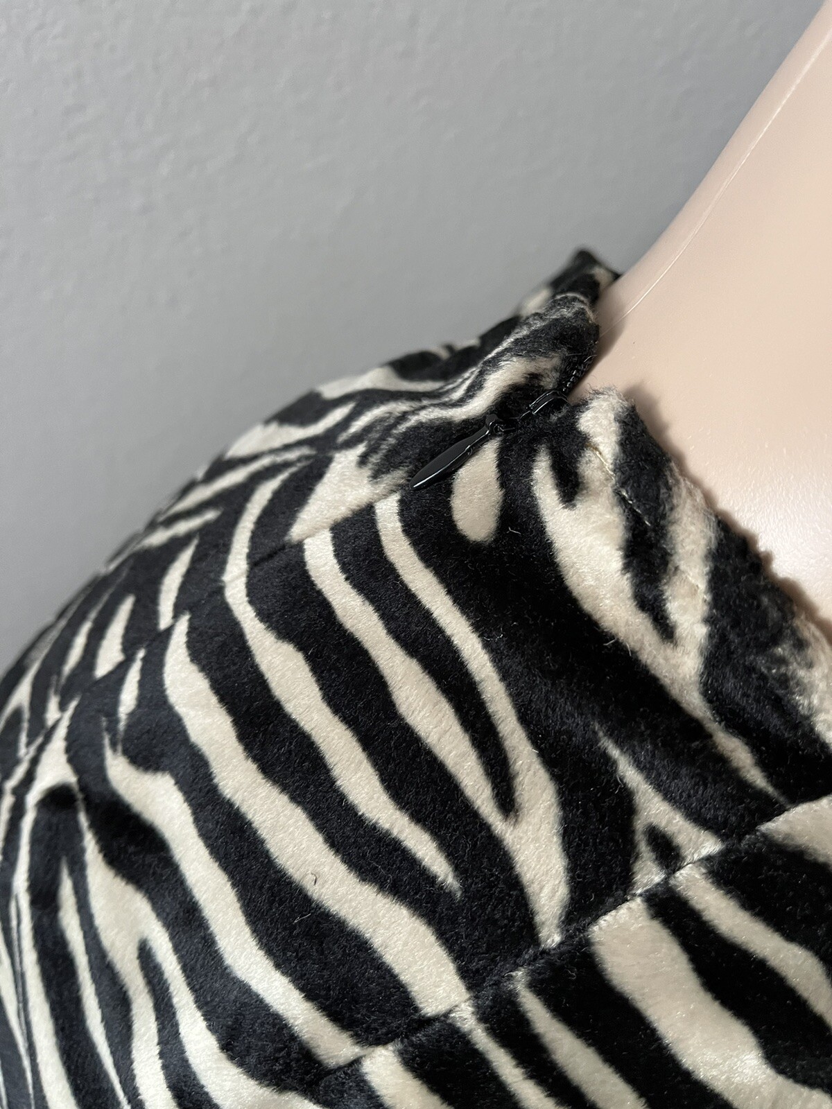 Vintage 2000s Y2K Black Tiger Zebra Animal Print Mini… - Gem