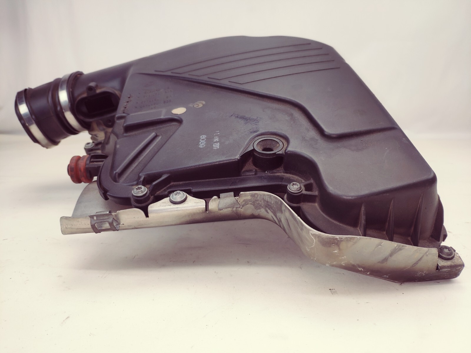 2012 BMW 750 I F01 F02 RIGHT AIR FILTER INTAKE BOX CLEANER 13717577460 ...