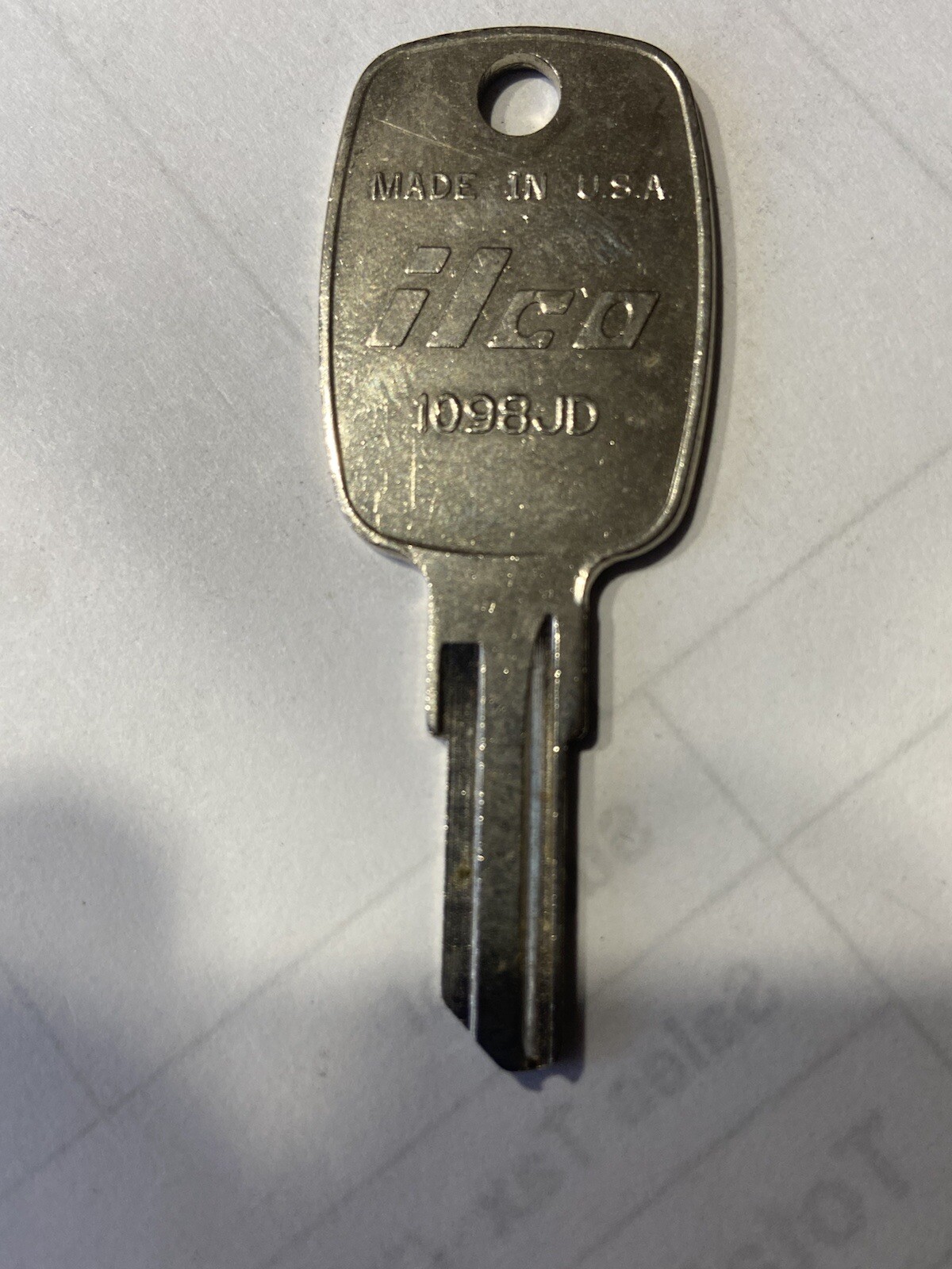 ILCO 1098JD John Deere Uncut Replacement Key Blank NEW | eBay