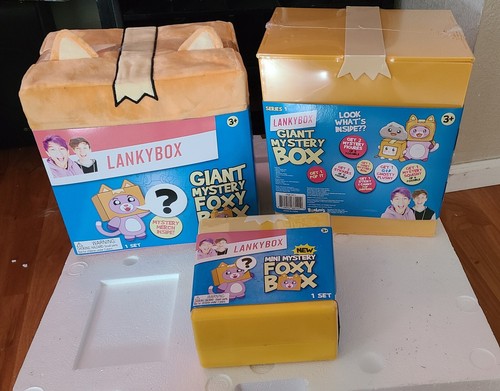 LankyBox Series 1 Giant Mystery Box, Giant Foxy Box, Mini Foxy Box (you ...