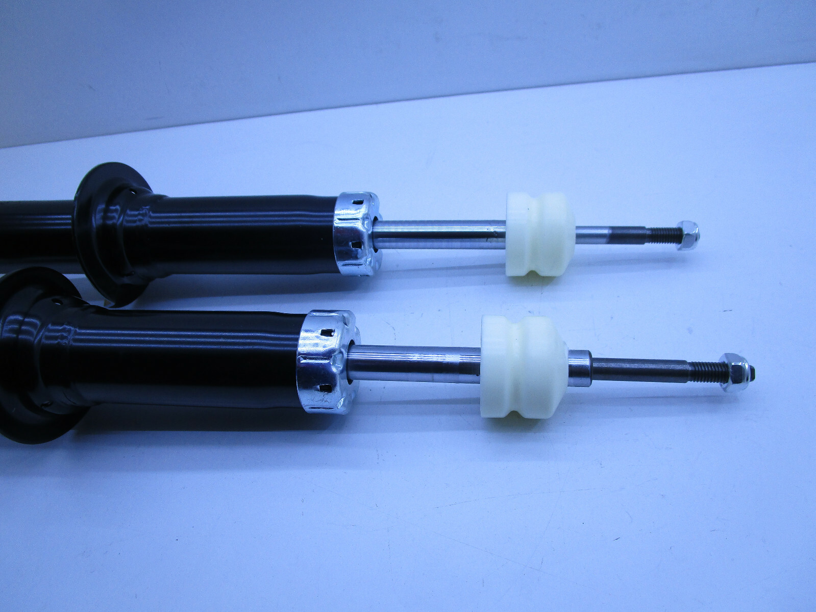 X2 FRONT GAS SHOCK ABSORBERS FOR BA XR6 FORD FALCON NEW | eBay Australia