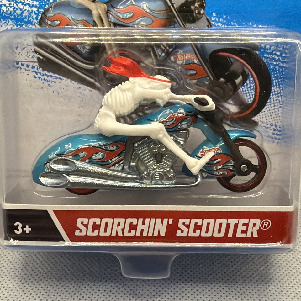 2012 HOT WHEELS MOTOR CYCLES SCORCHIN’ SCOOTER WITH REMOVABLE SKELETON ...