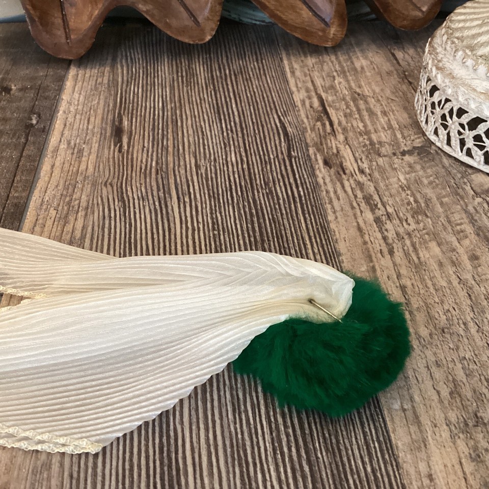 pom pom ascot scarf pin green cream 1950’s | eBay UK