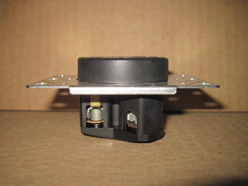 Legrand 3830 Flush Mount Trailer Outlet 30A 125V 2Pole 3Wire ***LOT OF ...
