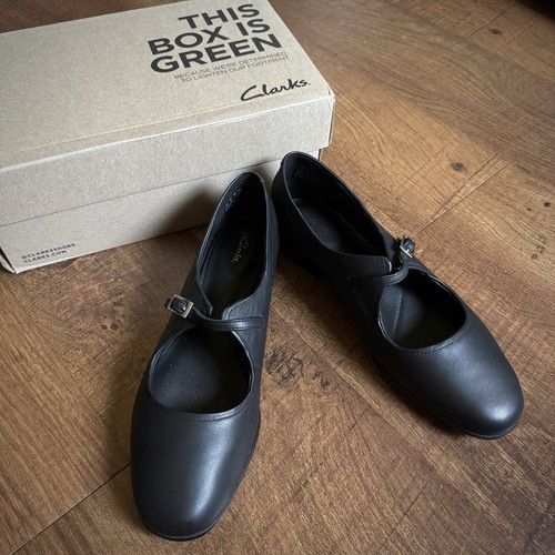 Clark’s Pure Flat Black Mary Jane Shoes 7.5 Flats Strap Buckle | eBay
