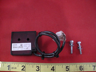 Sun X EX4-LD20 Photoelectric Sensor 24v 3-wire brown blue black EX4LD20 ...