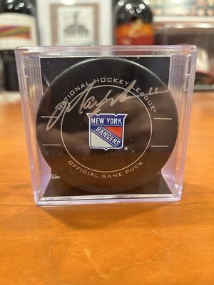 Mark Messier Autographed Signed Official NHL Puck - New York Rangers | eBay