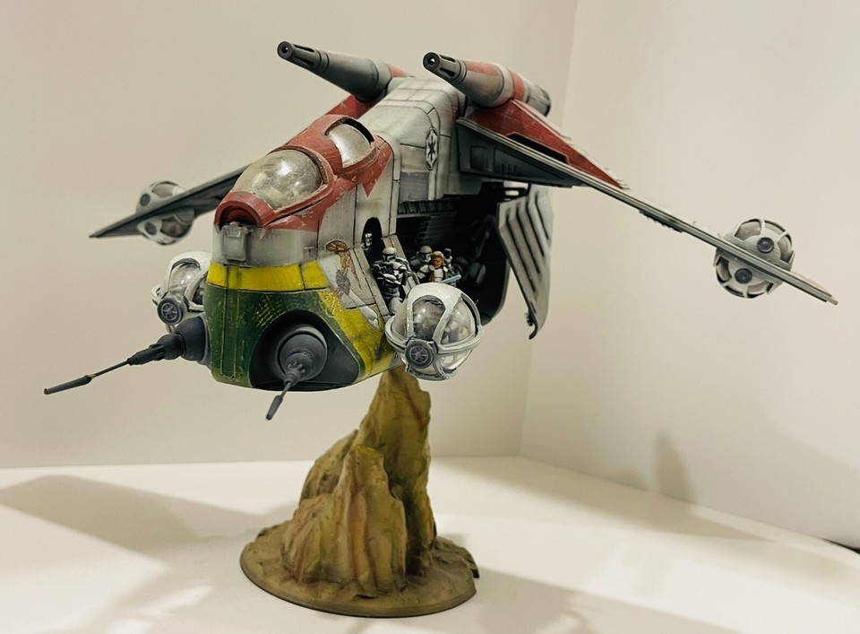 Star Wars: Legion LAAT Gunship & Clone Commando w/ Jedi Custom Built ...