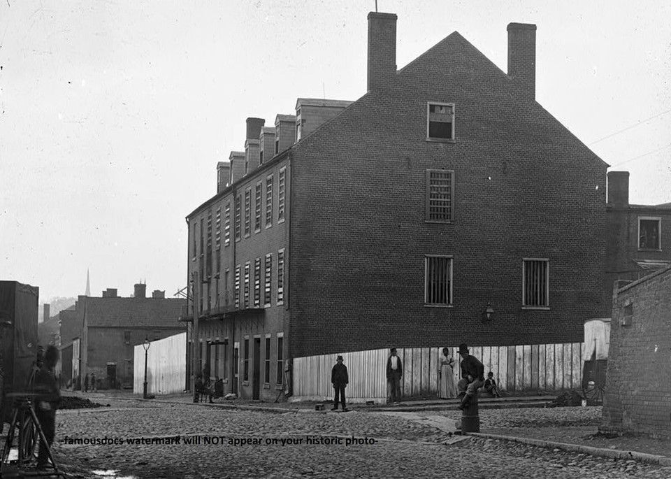 Confederate Prison PHOTO Castle Thunder For Union Prisoners and Spies ...