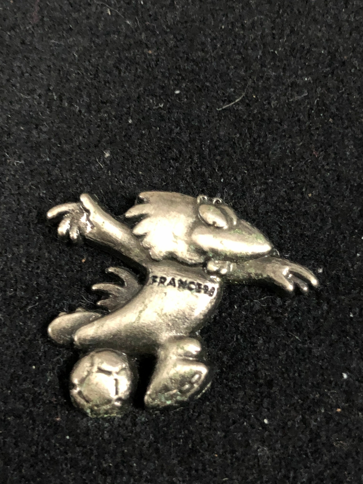 PIN World Cup France 98 Mascot Footix danone Sponsor Football Badge | eBay