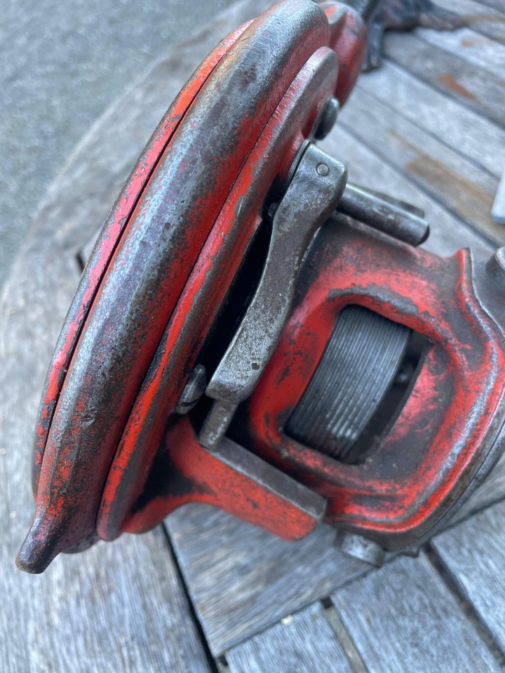 RIDGID 65 R ADJUSTABLE 1" TO 2" PIPE THREADER DIES 13" HANDLE 65-R 65R ...