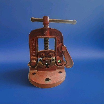 Howe FDRY 2" Bench Pipe Vise #51 Yoke Hinged Clamp On Pipe Threader ...