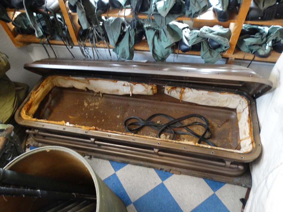 Vintage US Military Korean War Era Burial Casket (18 gauge steel) | eBay