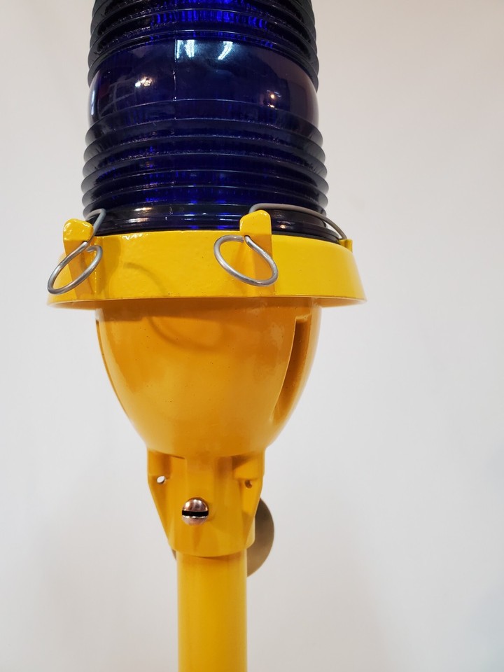 Vintage 1940s Line Material Co Taxiway/Runway Light w/15 Rib Kopp ...