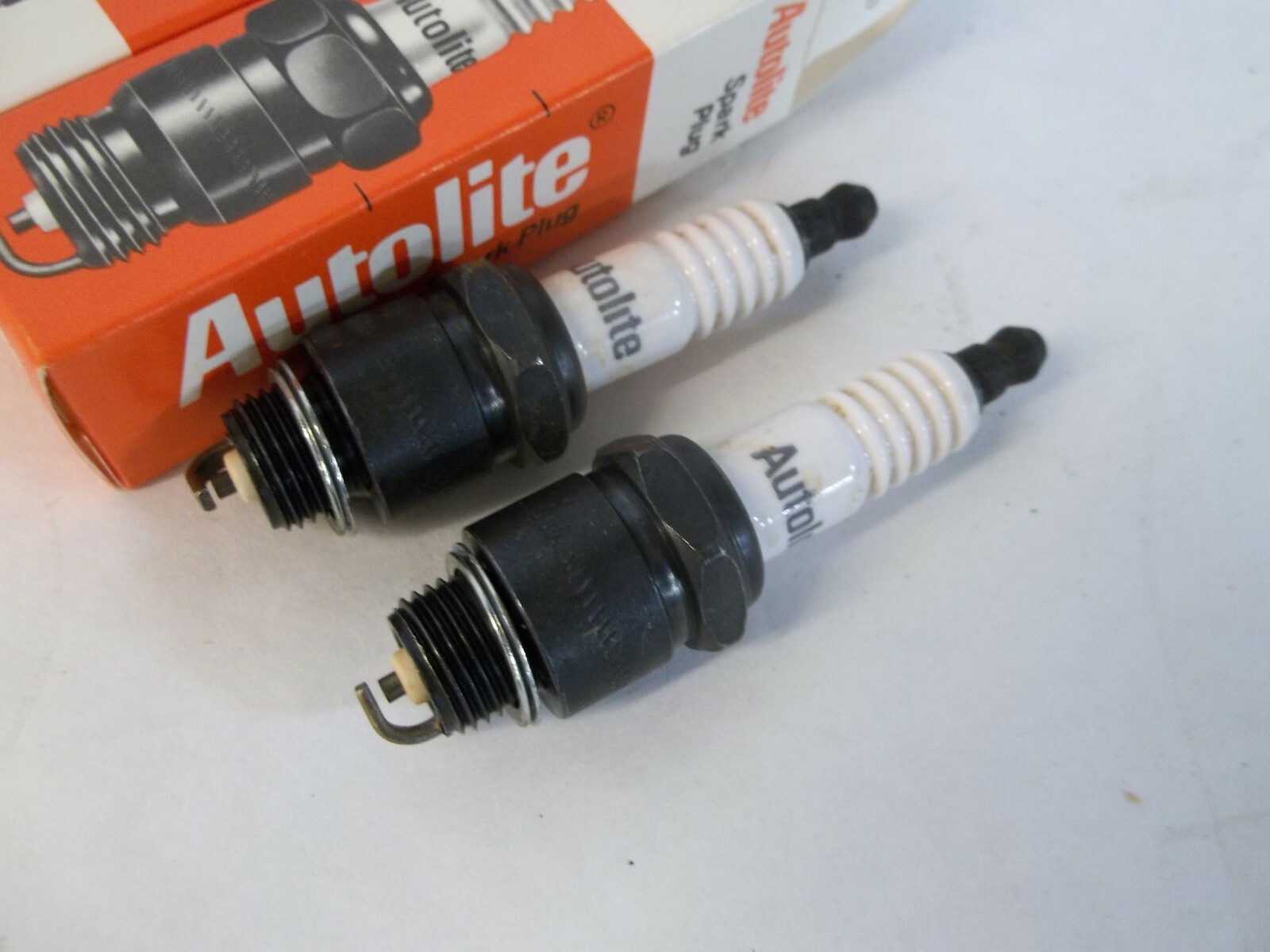 Autolite Spark Plug Pair 86 replaces Champion RJ14Y RJ14YC RJ87P & AC ...
