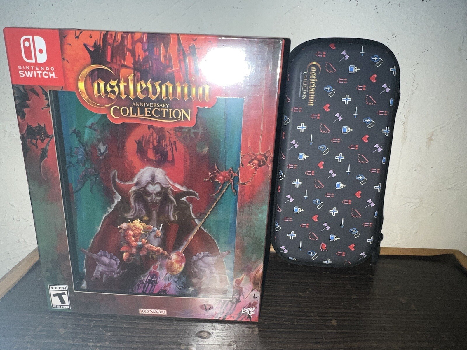 Castlevania Anniversary Collection Ultimate Edition and Travel Case For ...