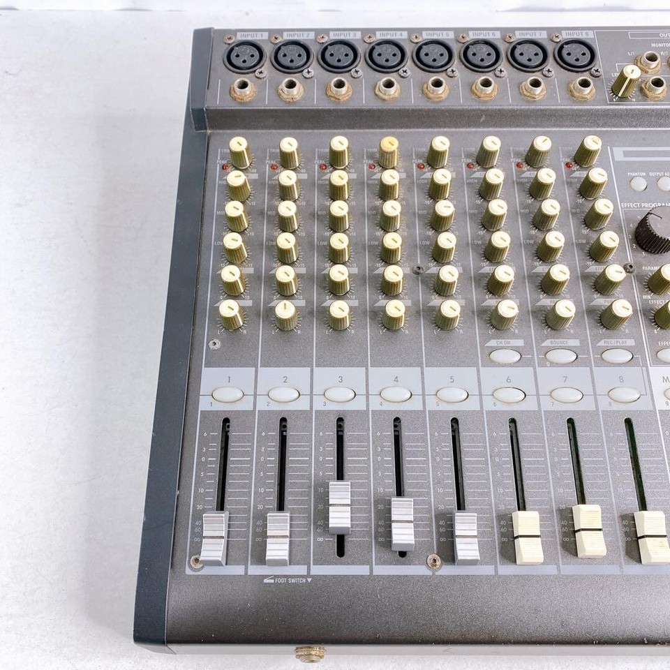 KORG D888 Digital Recording Studio Multi Track Recorder Mixer Audio ...