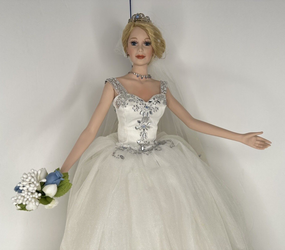 Ashton-Drake Cindy McClure "Happily Ever After" 30th Anniversary Bride ...