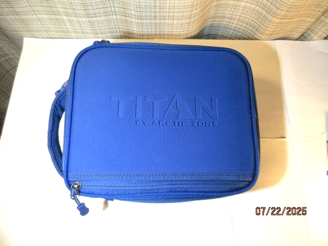 Titan Deep Freeze Expandable Lunch Box, Blue - 2 Ice Walls Included ...