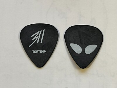 311 Tim Mahoney Guitar Pick Alien Head RARE Early '90s Tours Ska Punk ...