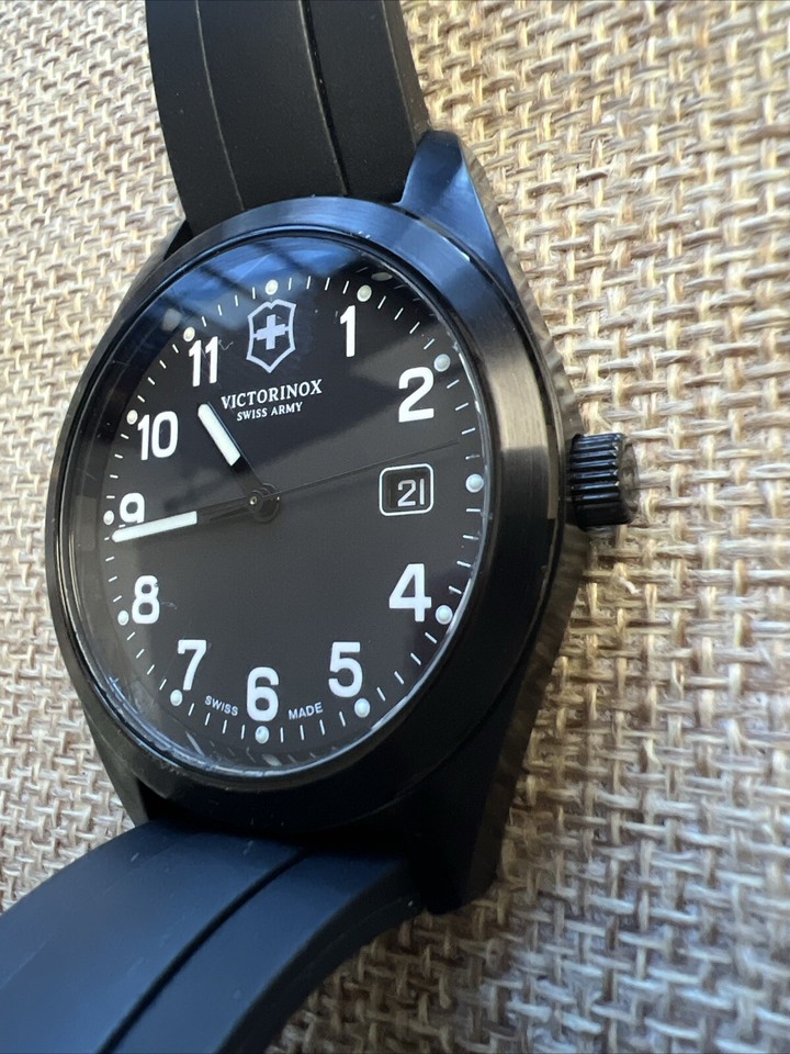 Black VICTORINOX Swiss Army Watch Garrison 26071.CB 40mm w NEW BATTERY ...